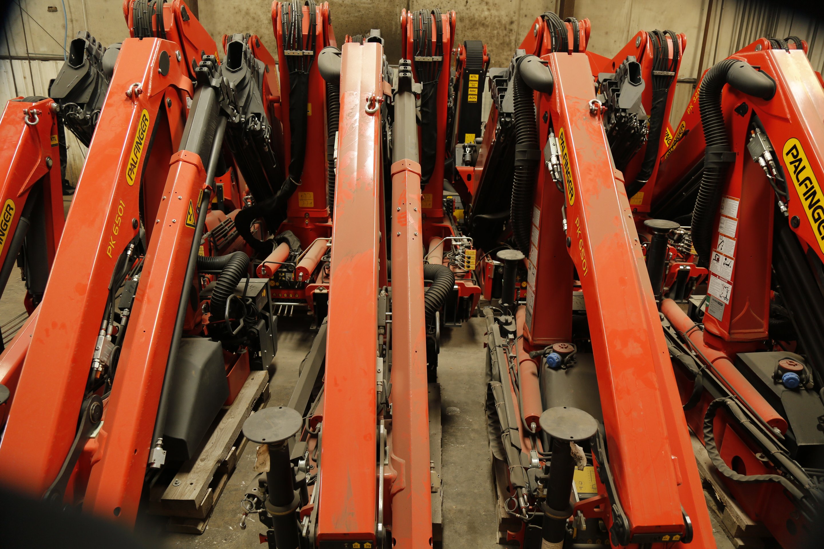 CraneWorks Palfinger PK50002 Articulating Crane