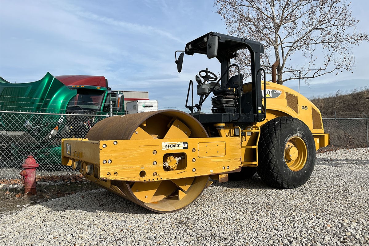 Smooth Drum Compactor Crane Dealer | CraneWorks, LLC